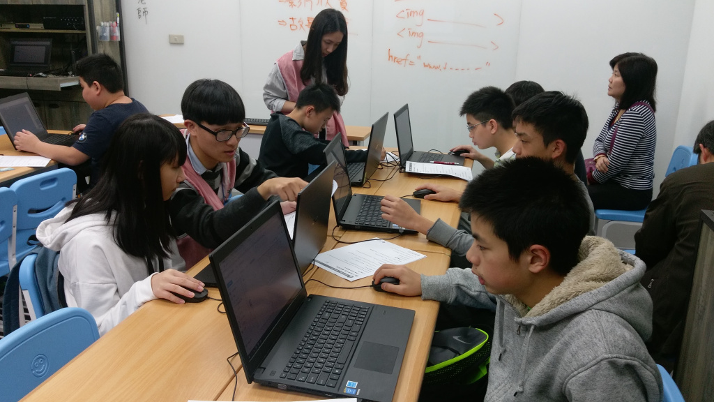 【額滿候補中】國高中實作營—html5網頁開發 Html、css3、javascript實作營|網頁設計入門課程,打造科技與美感的火花