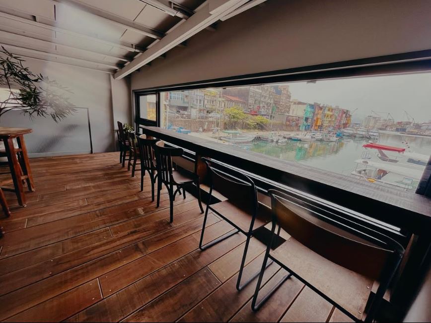 CHARLES & KEITH 攜手《BAZAAR》Café Tour，邀你漫步基隆喝咖啡｜Accupass 活動通